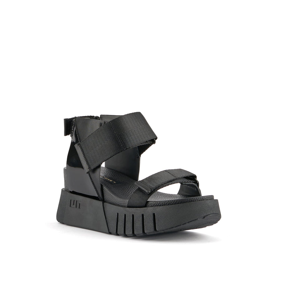 Delta Run – United Nude EU